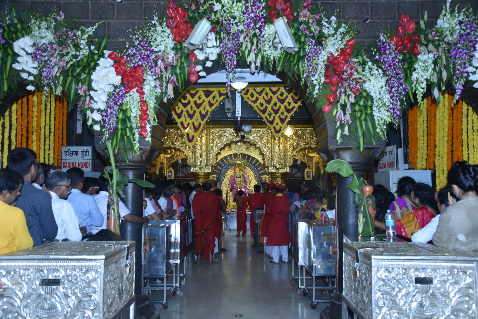 Shirdi Sai Baba Samadhi Mandir Photos